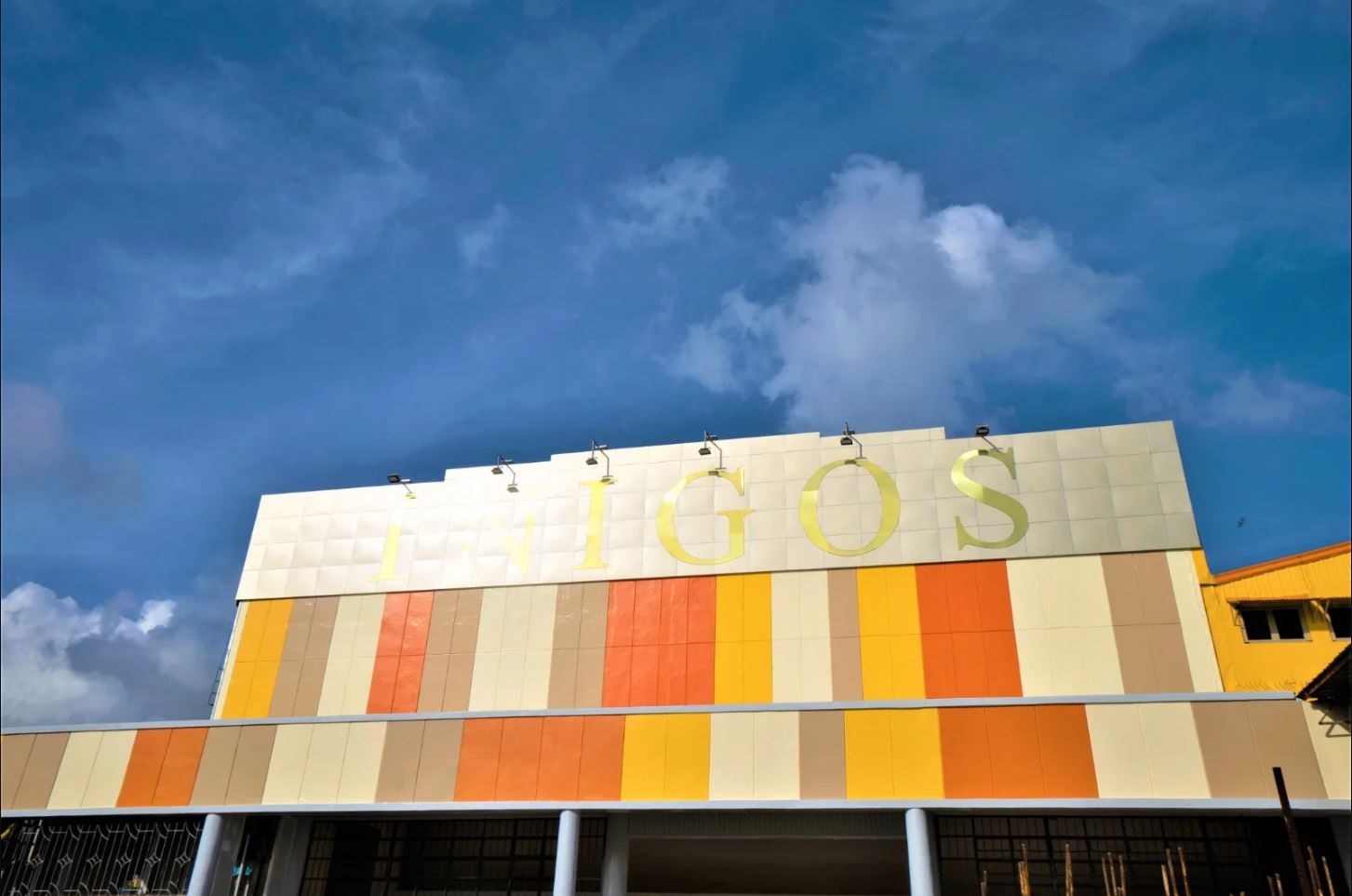 20 Years of ACP and Acrylic Installations - Polylite